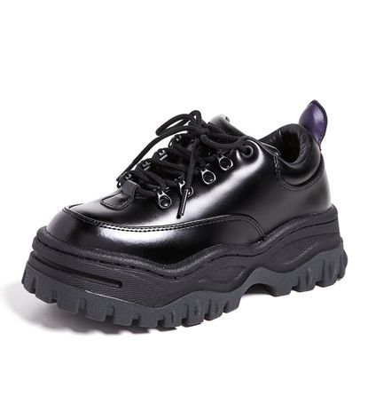 9 Hypebae-Approved Pieces to Pull Off Streetwear Outfits | Who What Wear