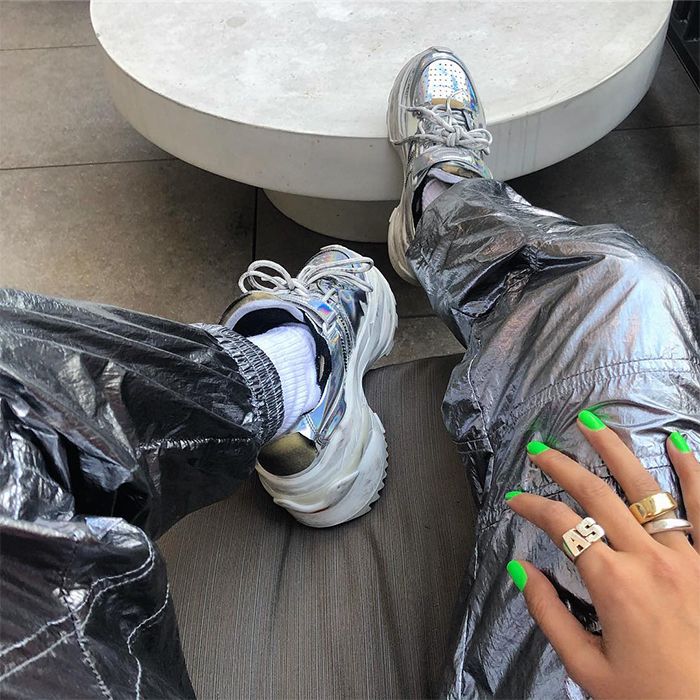 9 Hypebae-Approved Pieces to Pull Off Streetwear Outfits | Who What Wear