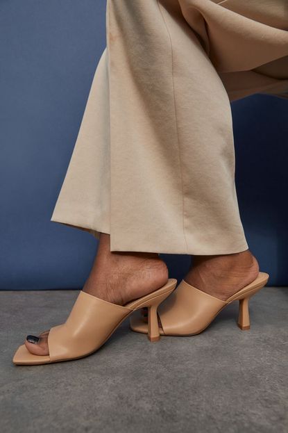 7 Unstylish Shoes We're Ditching, and What to Wear Instead | Who What Wear