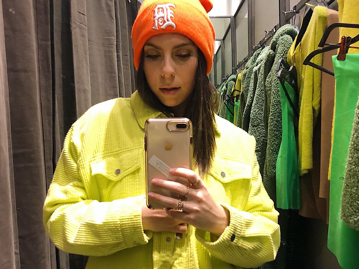 We Tried On the Craziest Trends at Zara Right Now | Who What Wear
