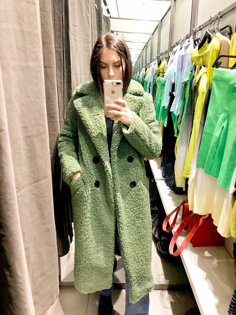 We Tried On the Craziest Trends at Zara Right Now | Who What Wear