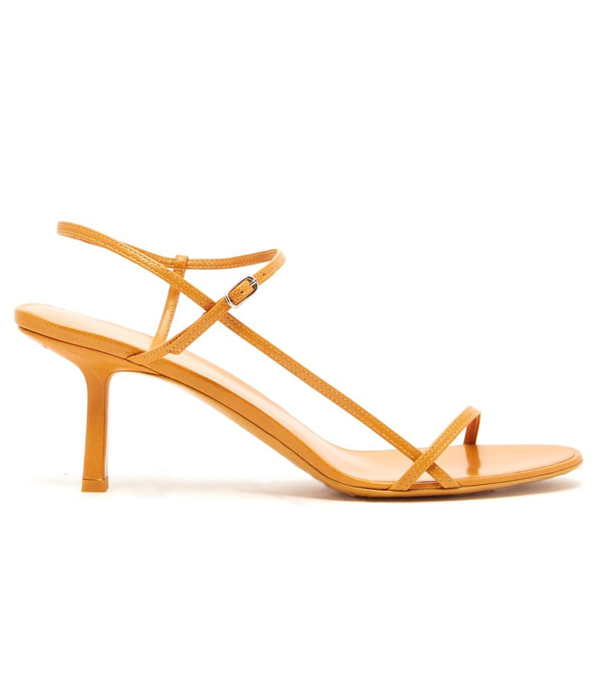 6 New Shoe Trends Already Defining Fashion in 2019 | Who What Wear