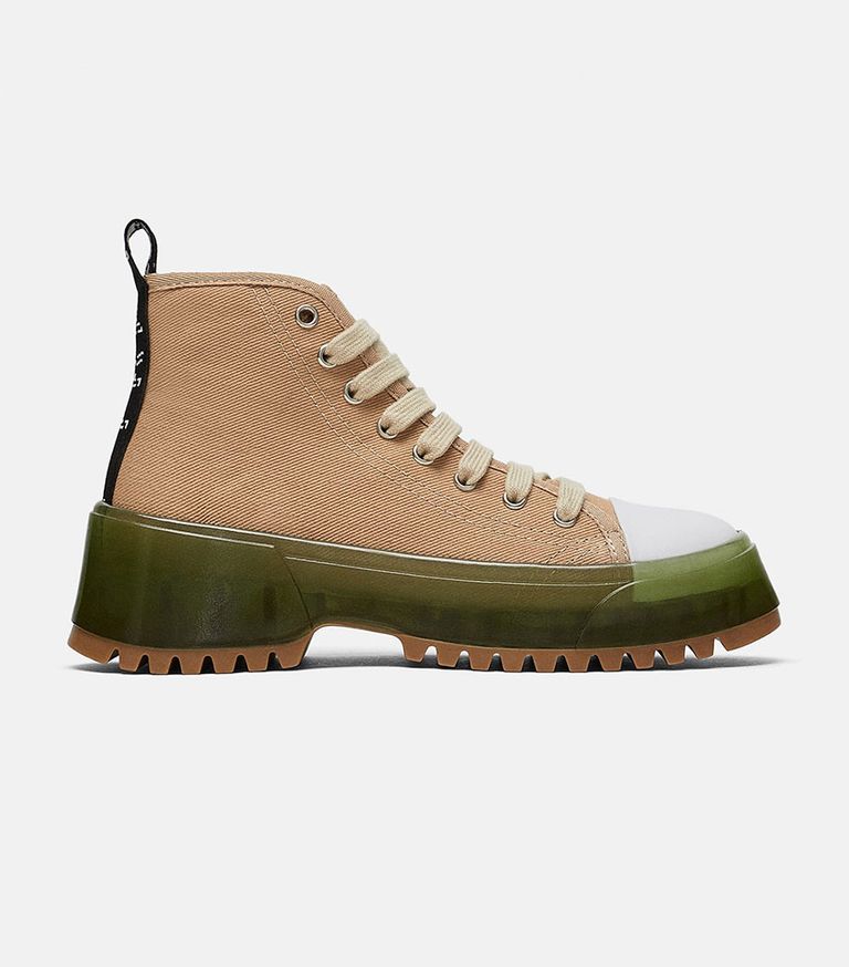 10 Stylish Ways to Wear Hiking Sneakers and Boots | Who What Wear
