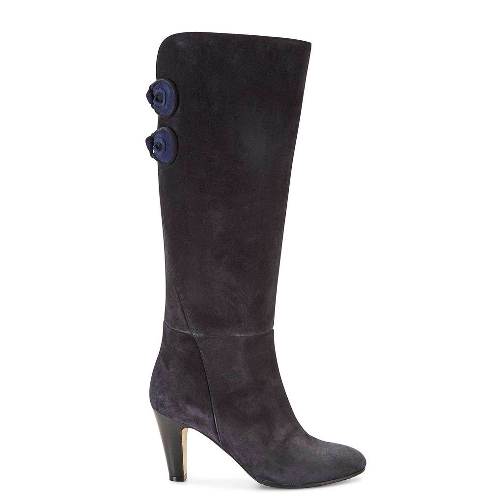 Meghan Markle's Sarah Flint Boots Are Almost Sold Out | Who What Wear