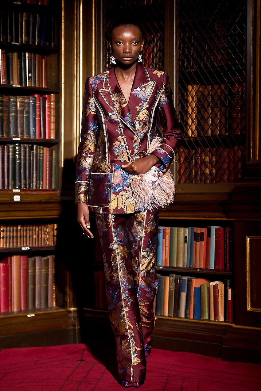 The Best Fall 2019 Runway Moments From London Fashion Week | Who What Wear