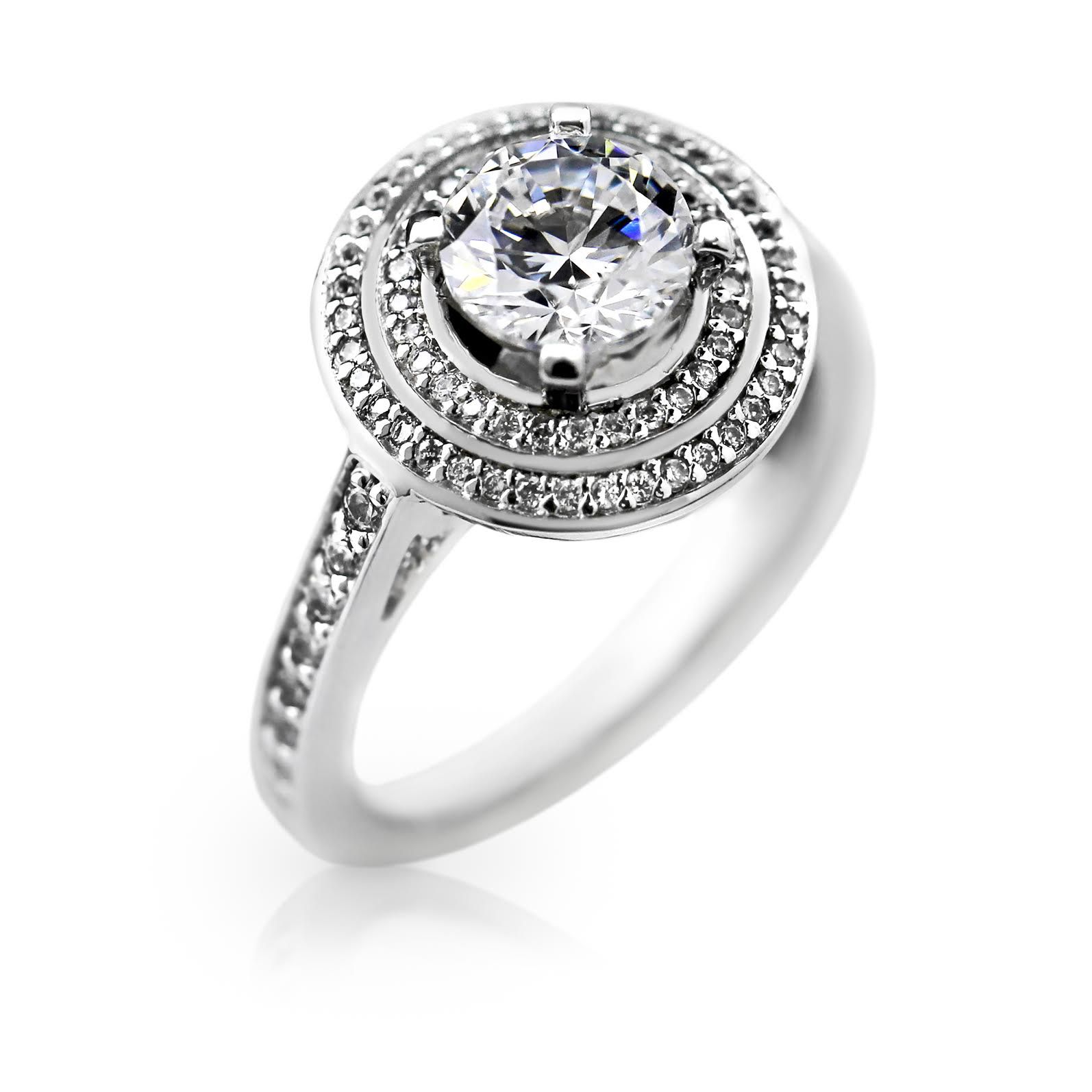 18 Double-Halo Engagements to Start Pinning Now | Who What Wear