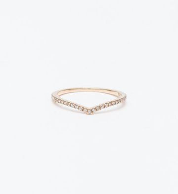 19 Wedding Bands Perfect for Pear-Shaped Engagement Rings | Who What Wear