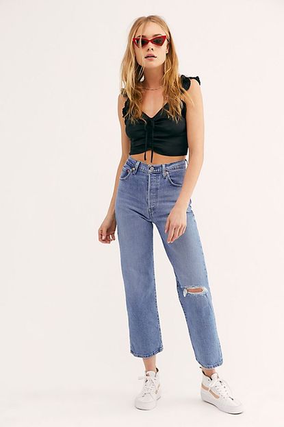 5 Ways Celebrities Wear Loose-Fit Jeans | Who What Wear