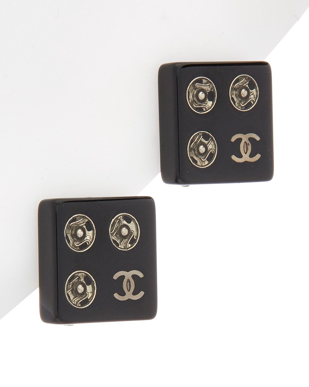 The 21 Best Chanel Consignment Items on the Internet | Who What Wear