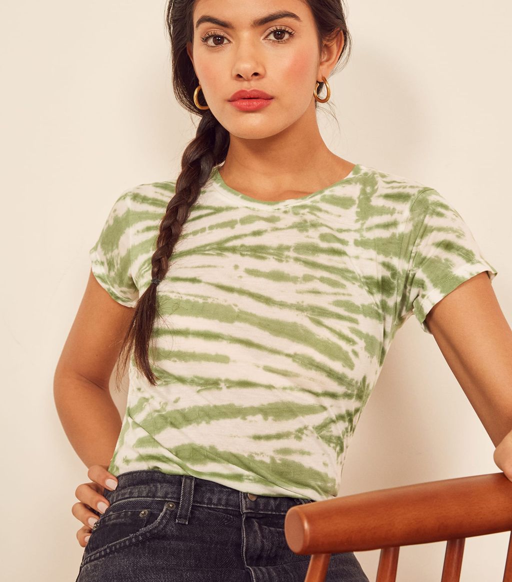 Everyone Is Buying Reformation's Tie-Dye T-Shirts | Who What Wear