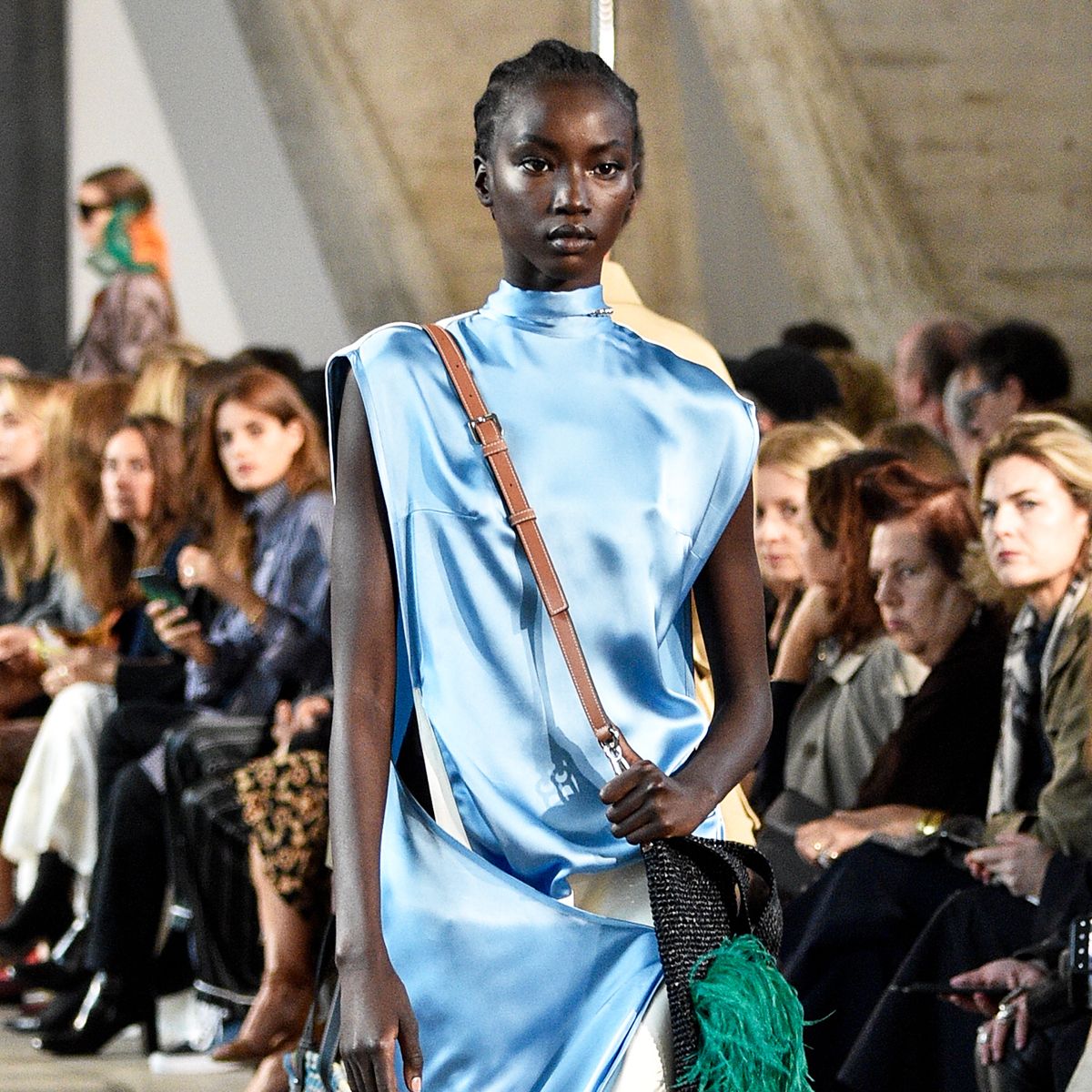 Watch the Loewe Fall/Winter 2019 Show Live | Who What Wear