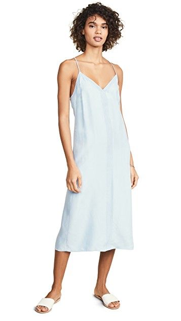 These 20 Simple Dresses Are the Ultimate Wardrobe Staples | Who What Wear