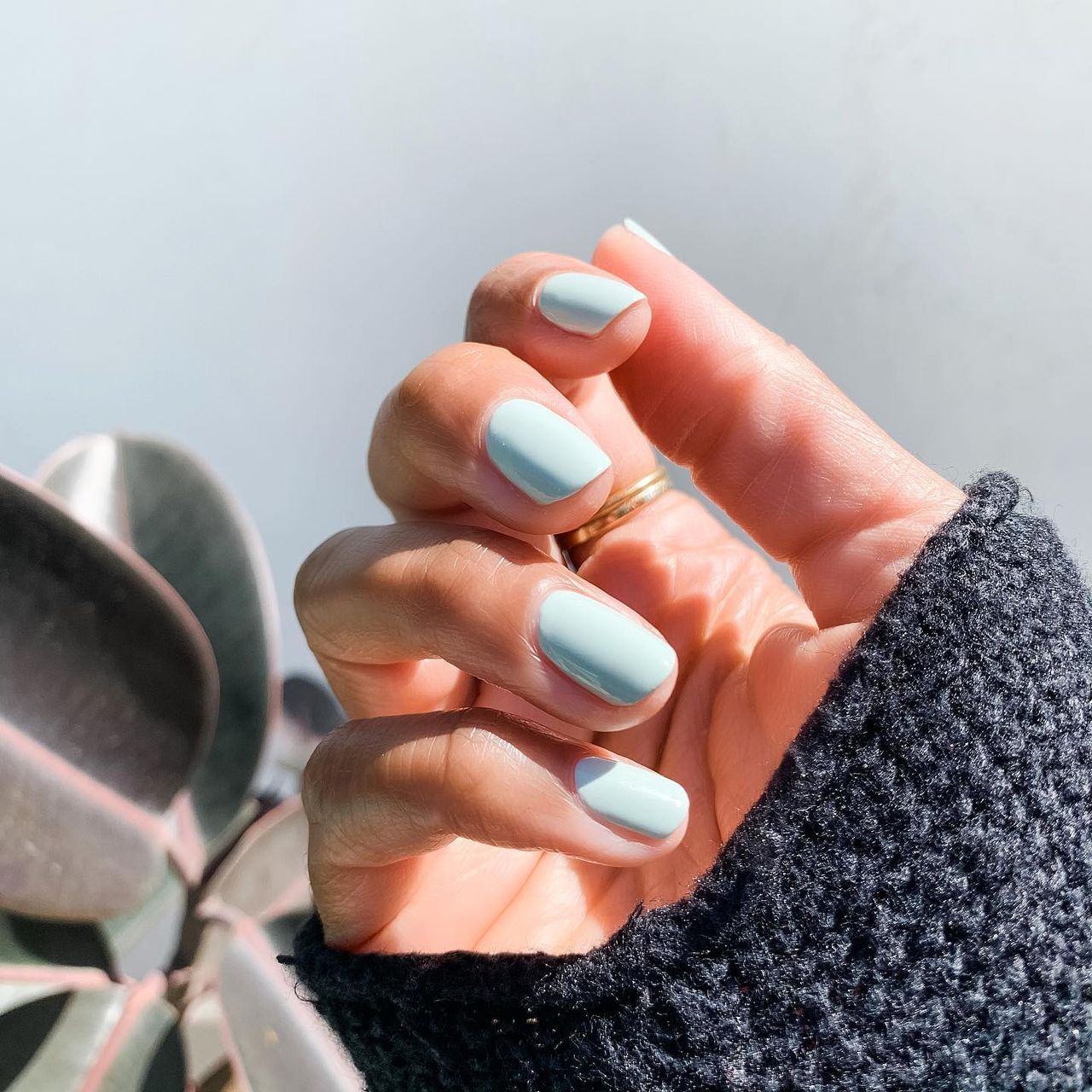7 Essential Spring Nail Colors for 2023 | Who What Wear