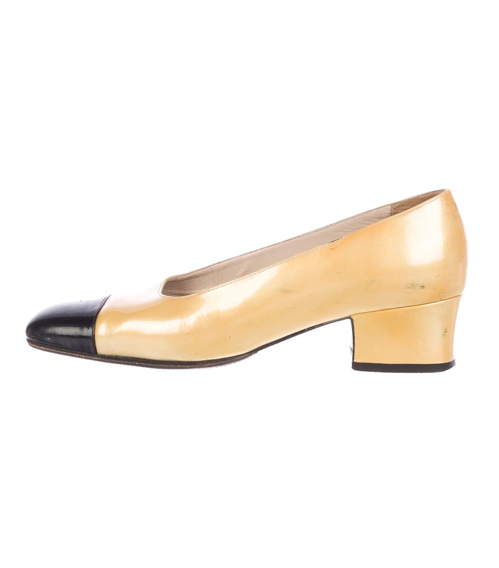 20 Pairs of Vintage Chanel Shoes Somehow Under $250 | Who What Wear