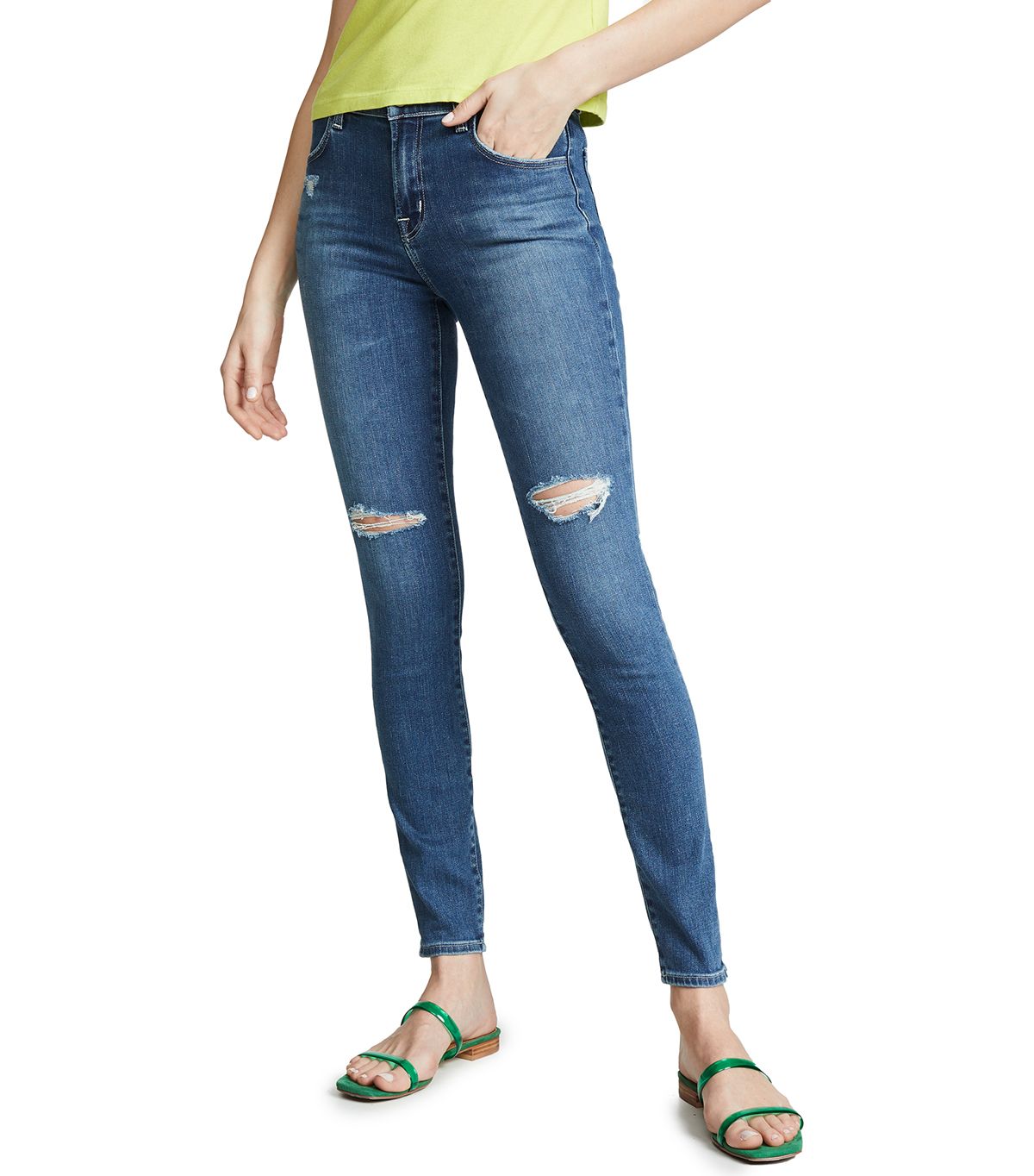 How J.Lo Wears Skinny Jeans and Sneakers for Date Night | Who What Wear