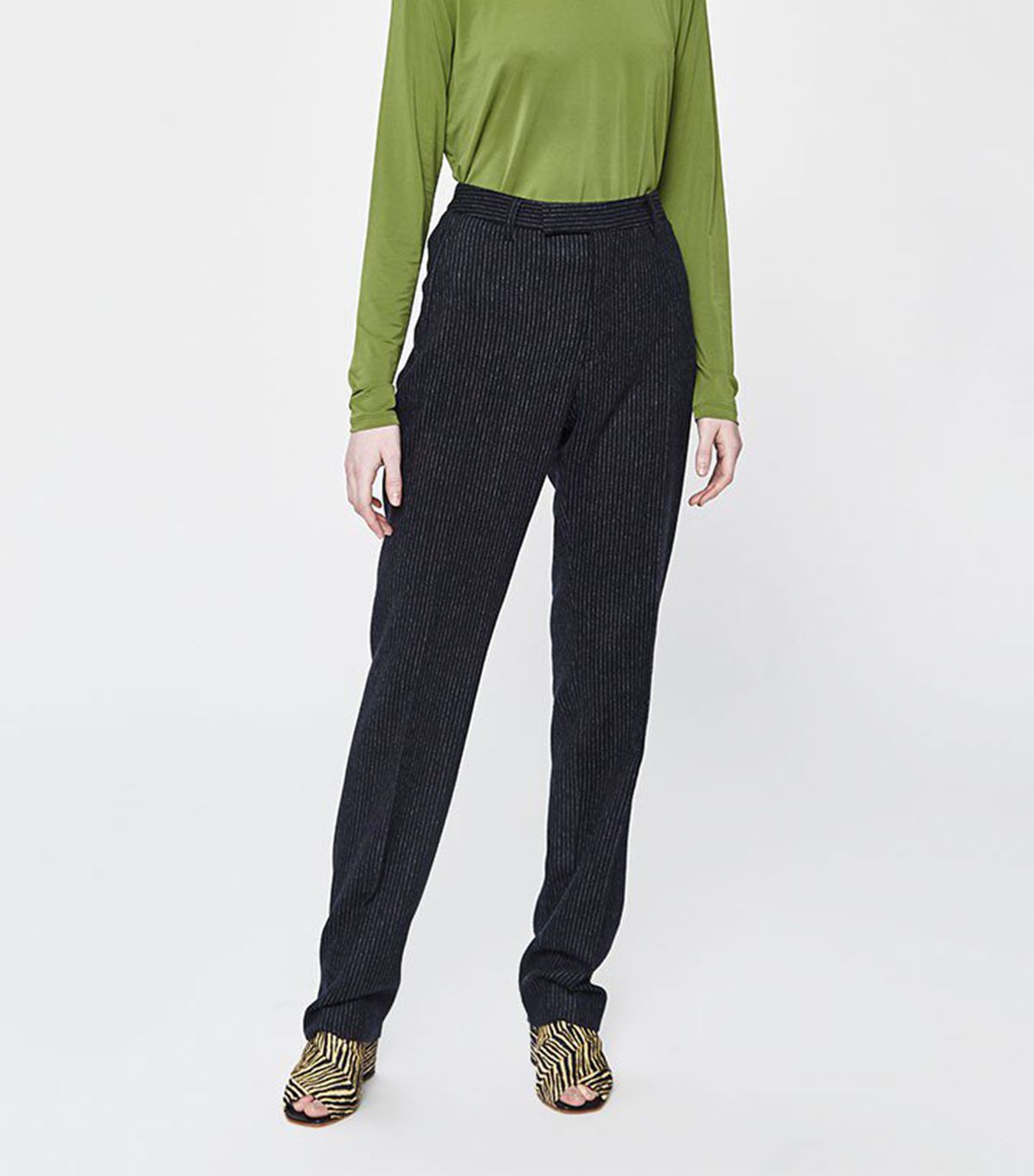 The Loose-Pant Trend Made This Fashion "Mistake" Cool | Who What Wear