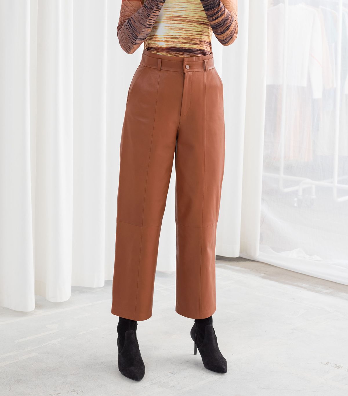 The Loose-Pant Trend Made This Fashion "Mistake" Cool | Who What Wear