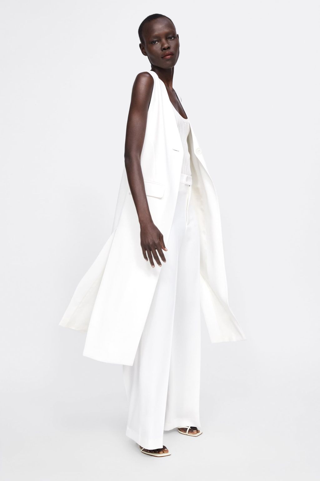 See and Shop 9 Simple Street Style Outfits | Who What Wear