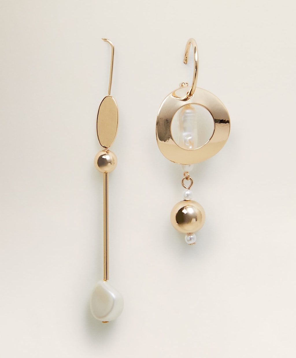 4 Earring Trends That Guarantee Tons of Compliments | Who What Wear