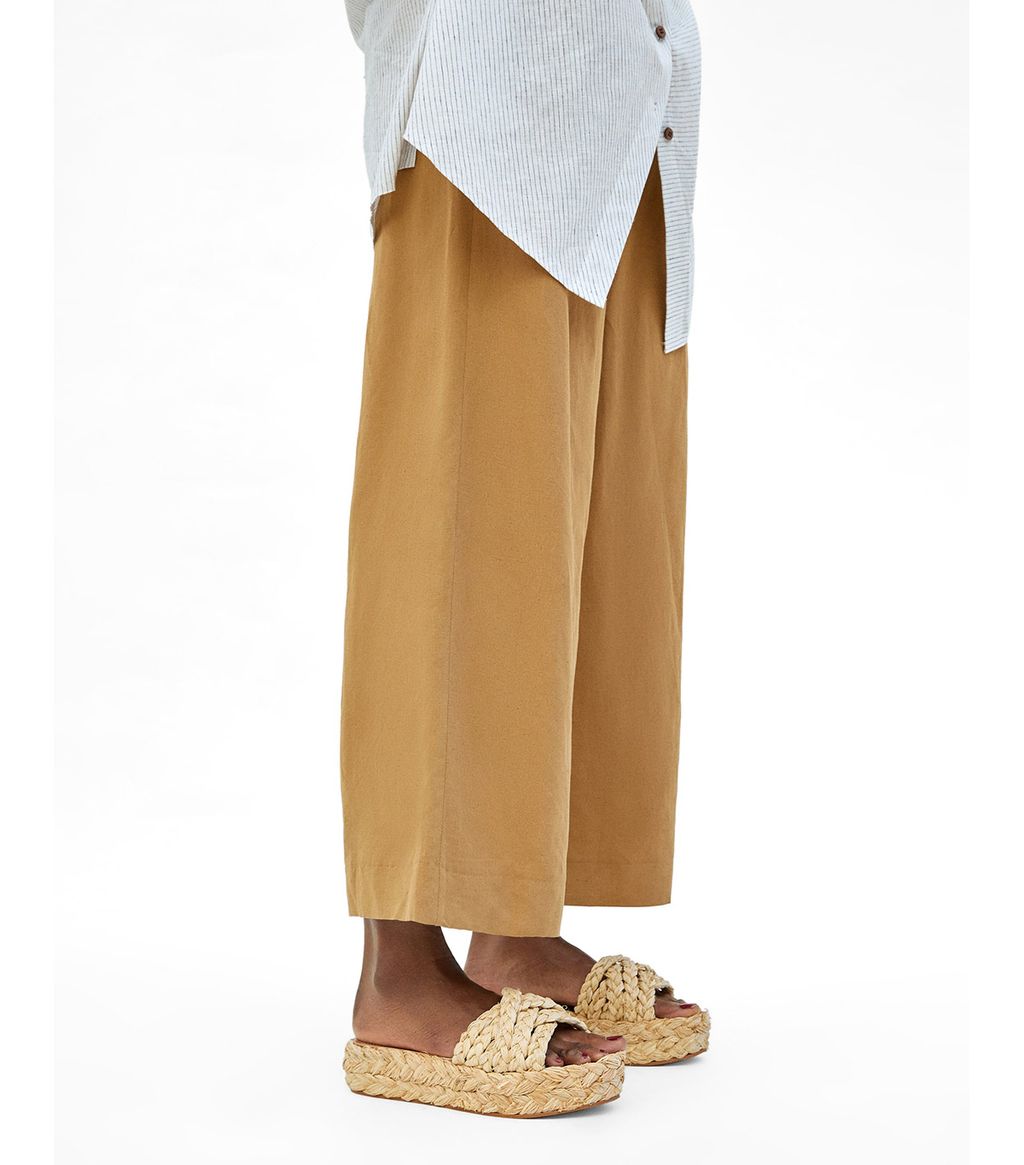 The 20 Best Selling Zara Items Right Now | Who What Wear