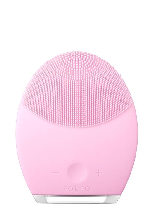 The Best Electric Face Cleansers for Every Skin Type | Who What Wear