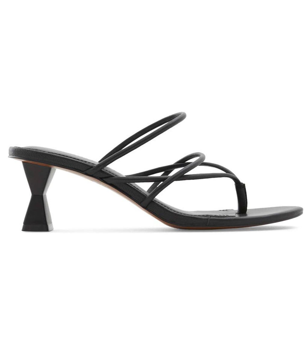 9 Shoe Trends From the 2000s That Are Back in Style | Who What Wear