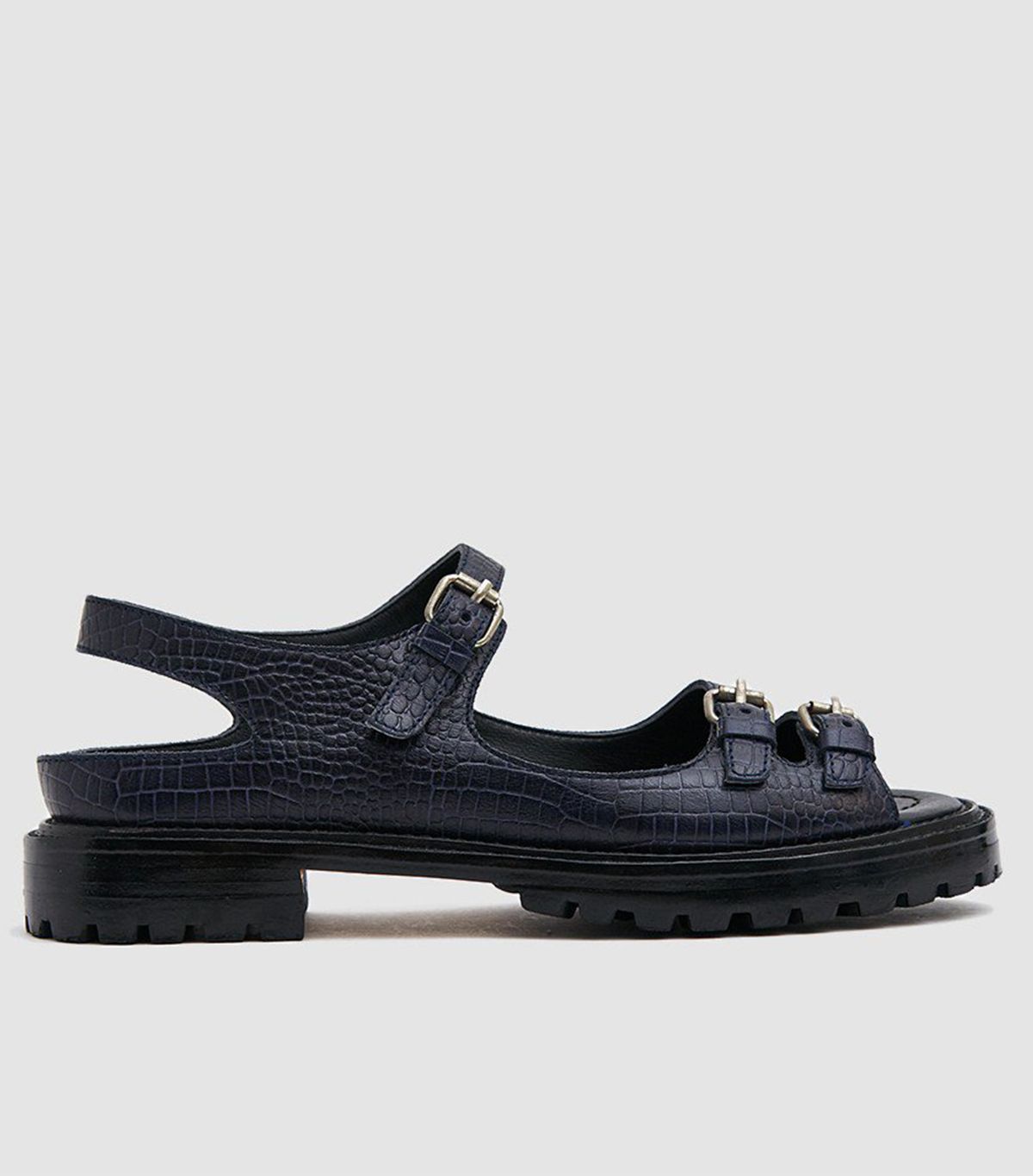 7 Outdated Shoe Trends for 2020—and What's in Instead | Who What Wear