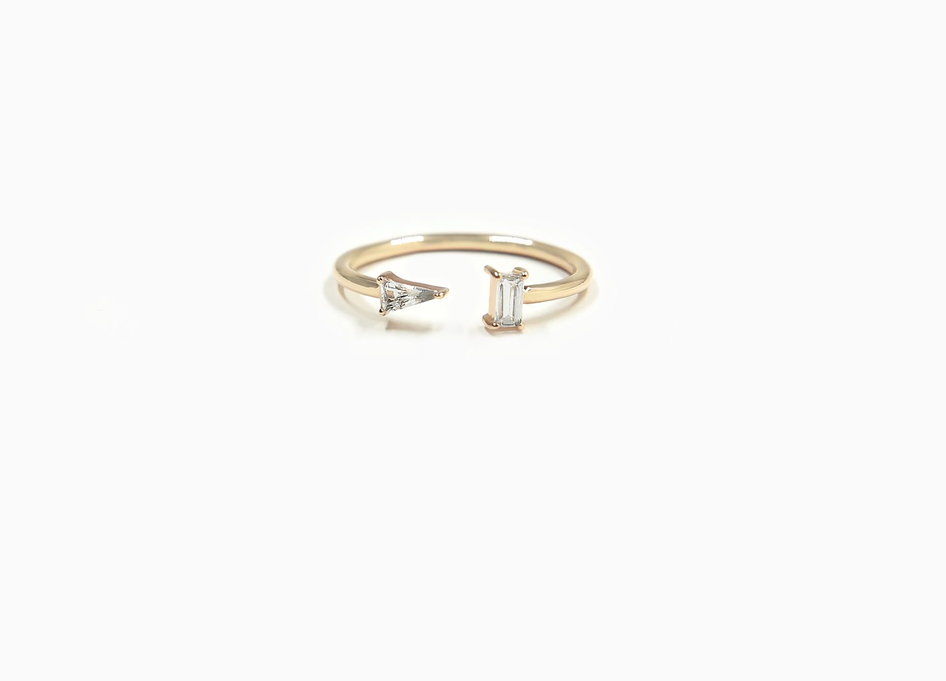 27 Simple Engagement Rings for the Minimalist at Heart | Who What Wear