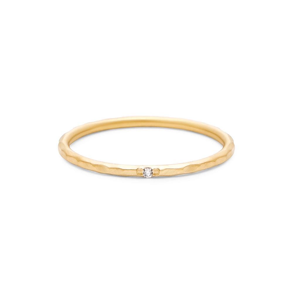 27 Simple Engagement Rings for the Minimalist at Heart | Who What Wear