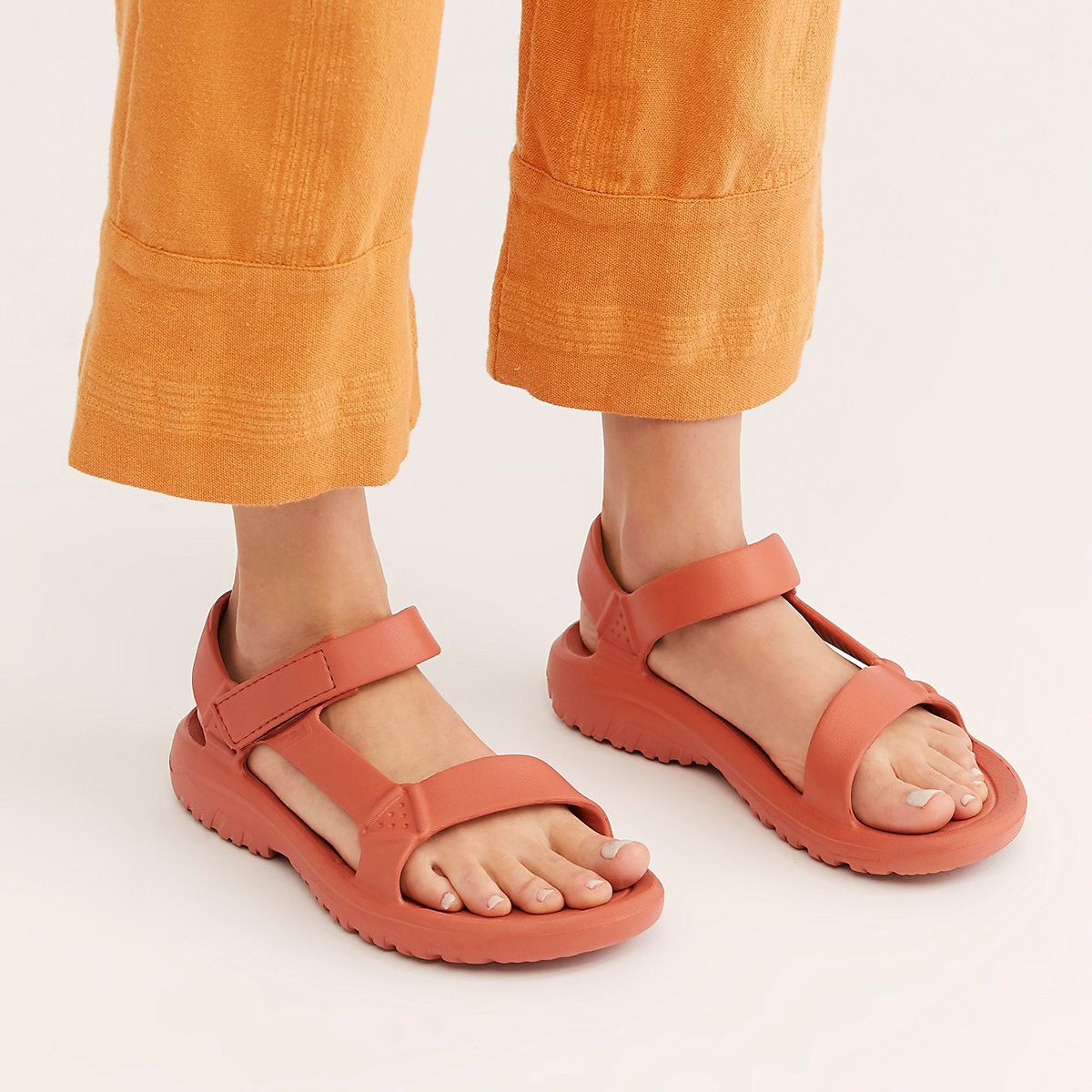 Tevas Sandals: the Unlikely It Shoes of 2019 | Who What Wear