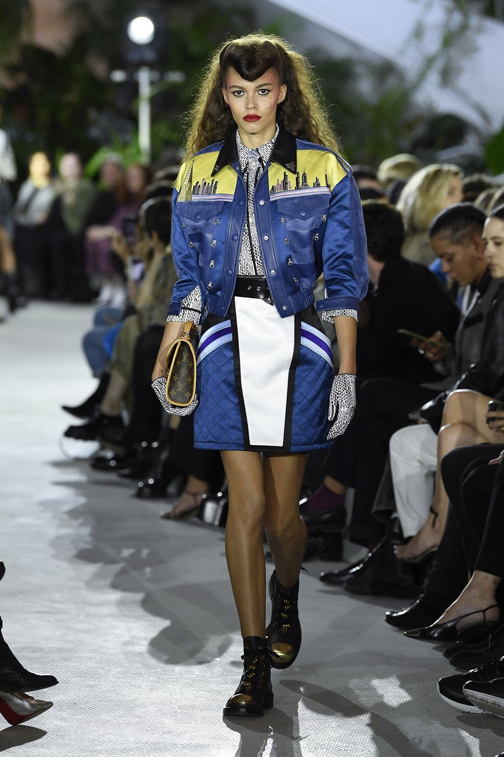See the Louis Vuitton Cruise 20 Runway Show | Who What Wear