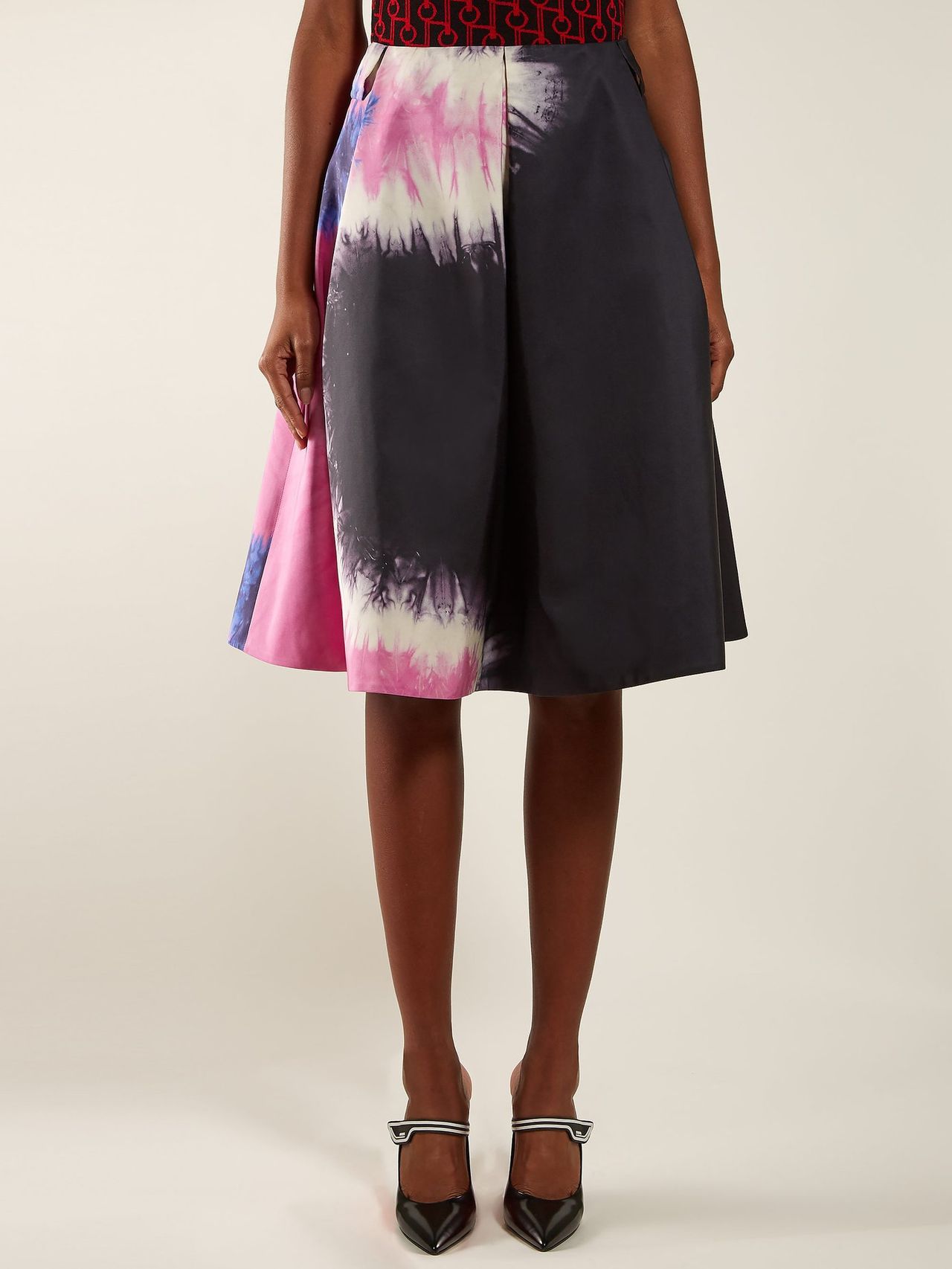 The 13 Summer Trends Latin American Women Are Wearing | Who What Wear