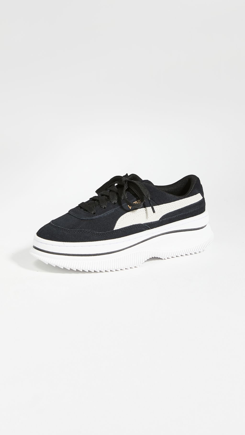 The 20 Coolest Chunky Sneakers for Women | Who What Wear