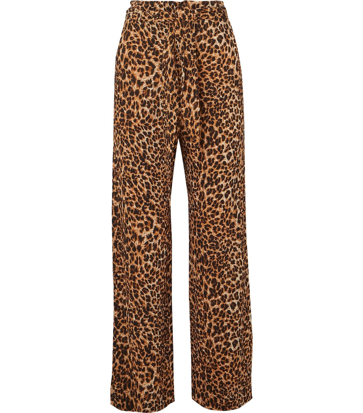 The Long Pants Trend That Just Canceled Your Cropped Pairs | Who What Wear