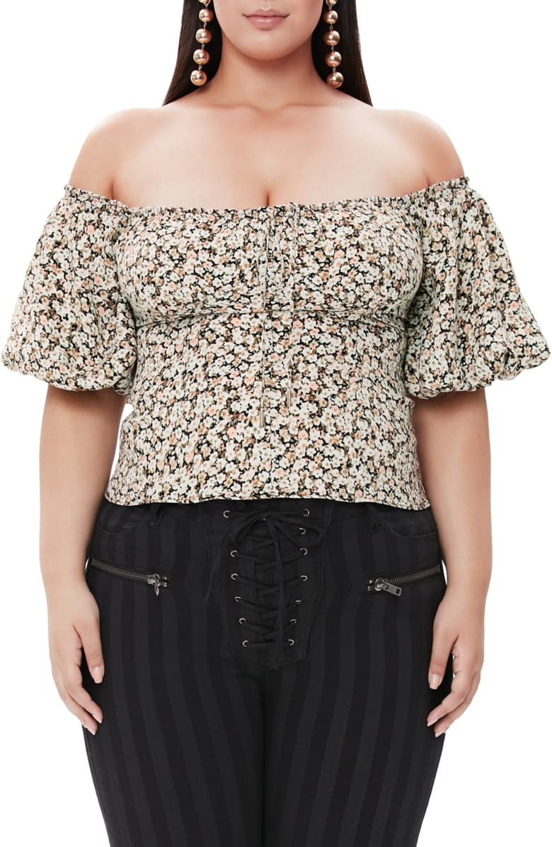 The 24 Best Tops to Wear With Shorts | Who What Wear