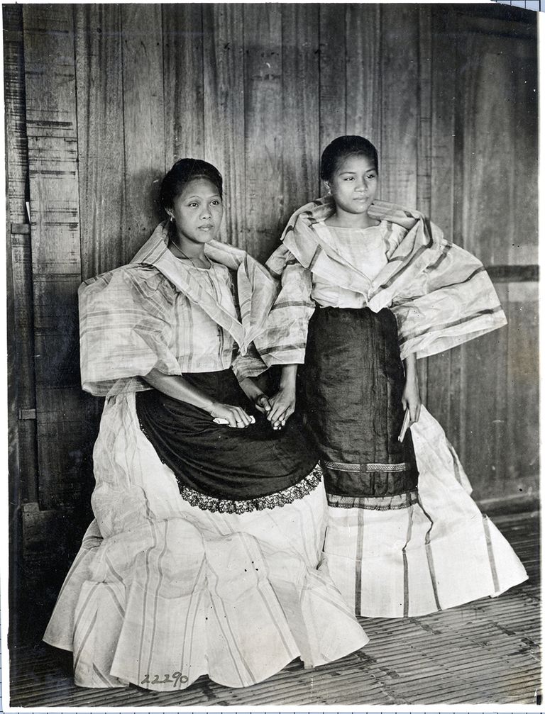 The History Behind Some of Asia's Traditional Formalwear | Who What Wear