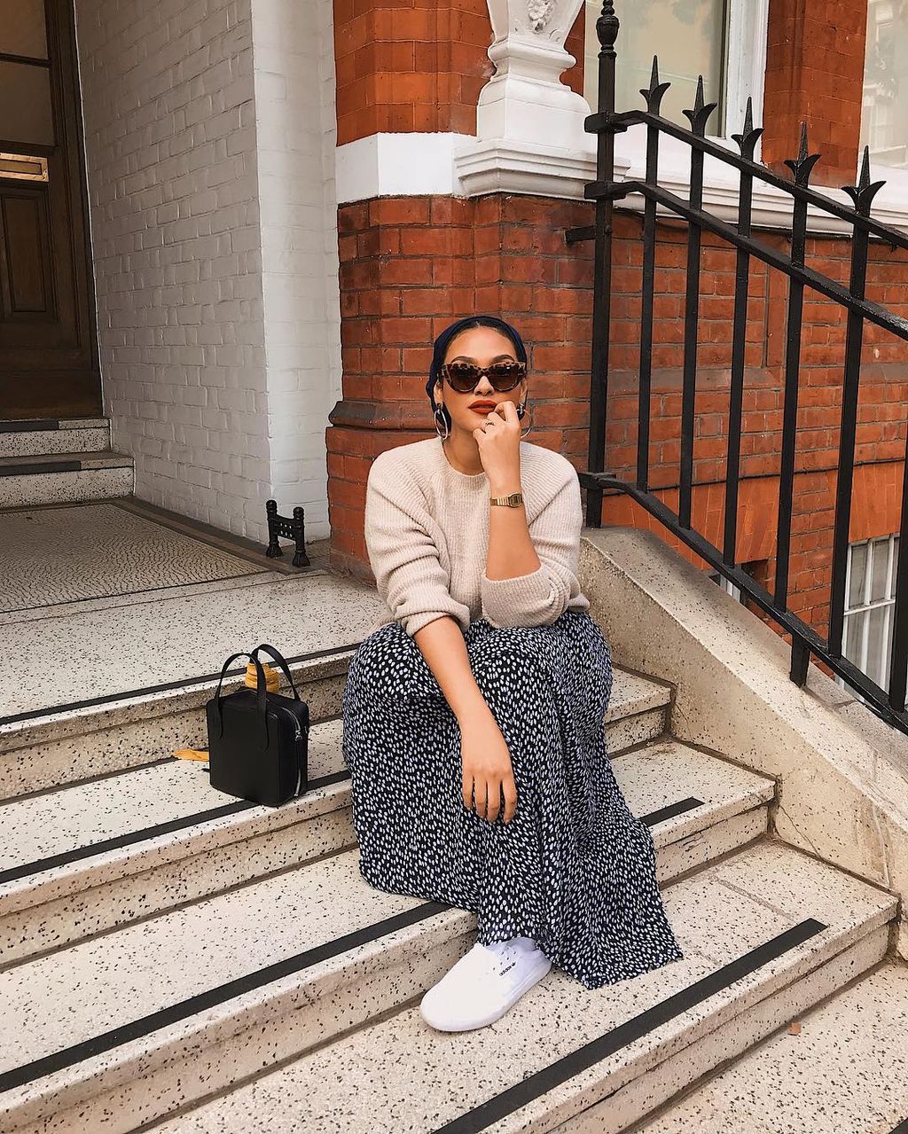 This Is What Manal Chinutay's Everyday Makeup Is Worth | Who What Wear