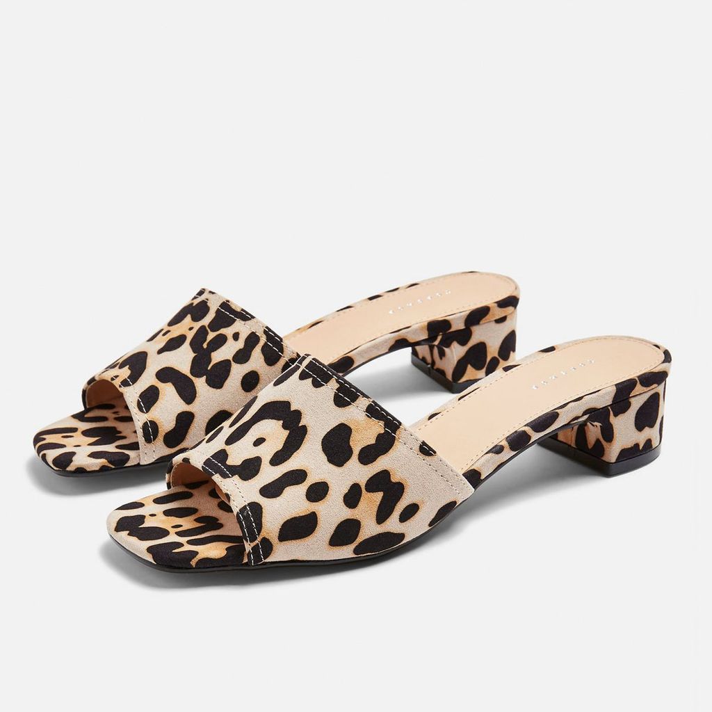 Influencers Keep Wearing These Fast-Fashion Shoes | Who What Wear