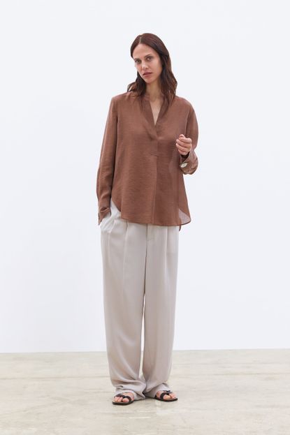 6 Colors That Go With Tan, According to Fashion Girls | Who What Wear