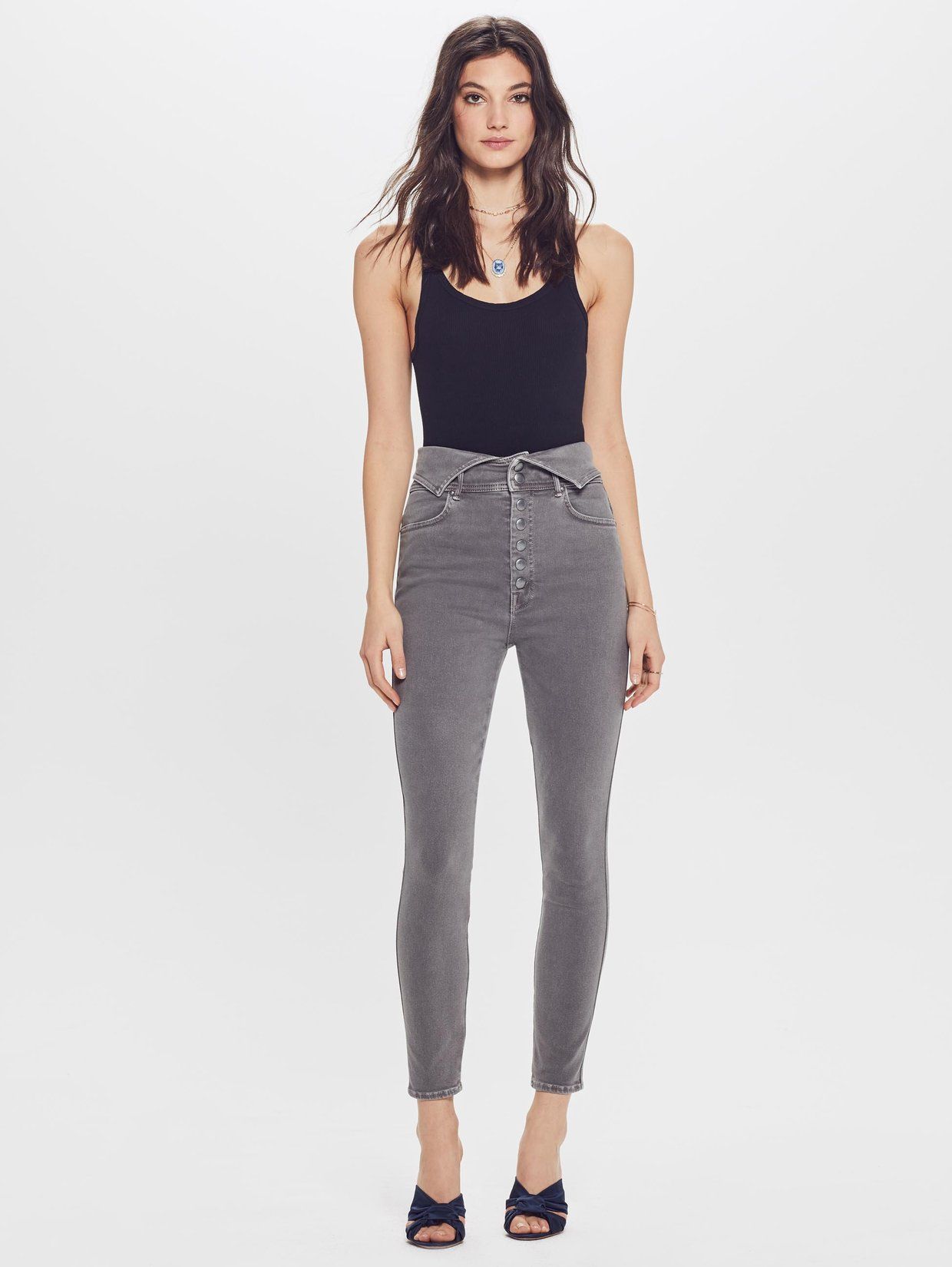 6 Colors That Go With Tan, According to Fashion Girls | Who What Wear