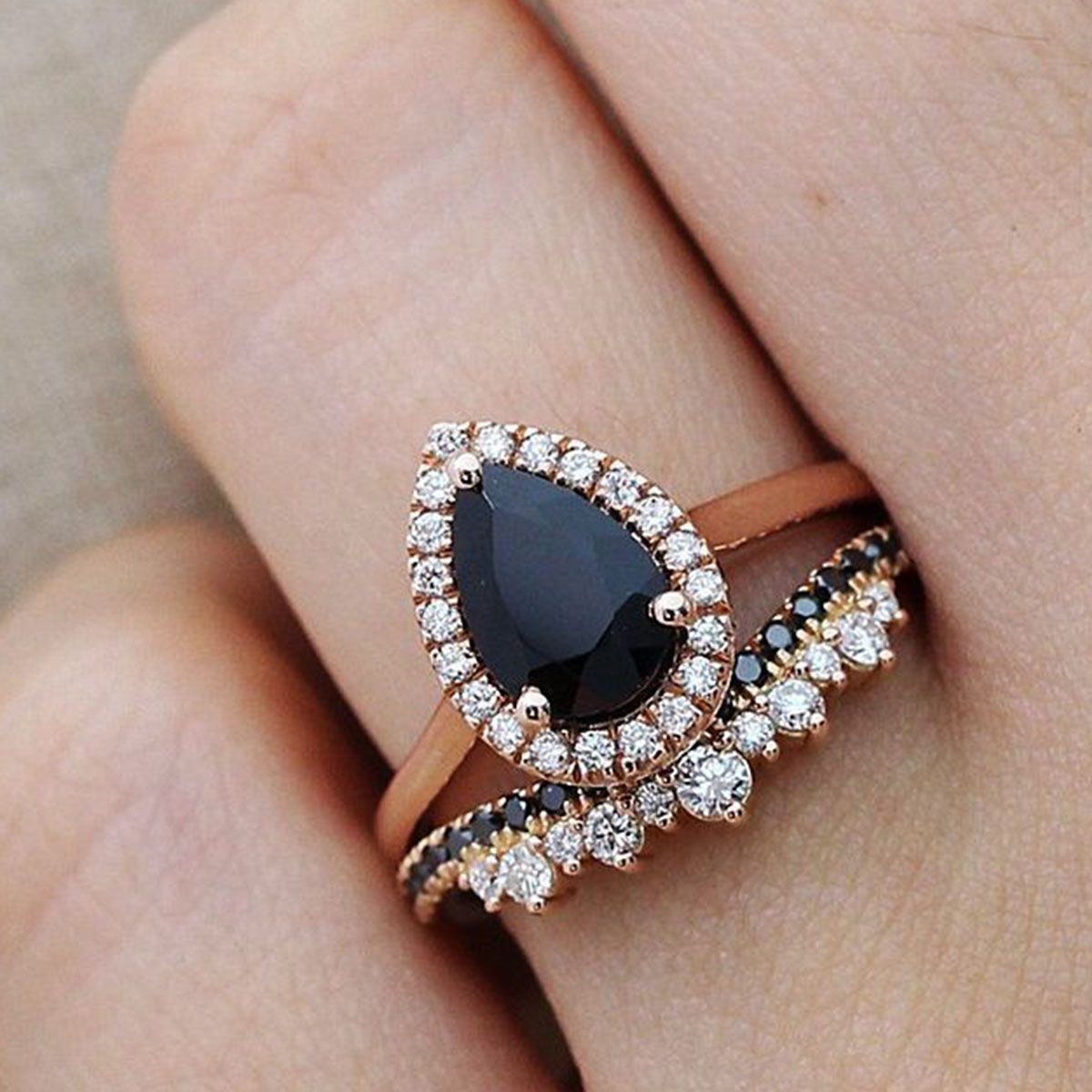 25 Stunning Black Diamond Engagement Rings | Who What Wear