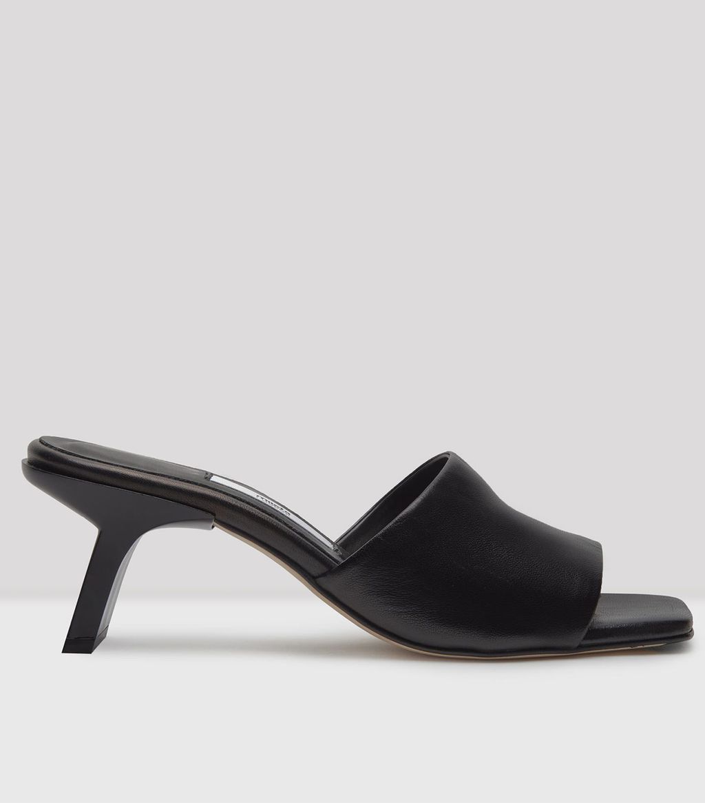 Square-Toe Shoes Is the Trend That's About to Be Everywhere | Who What Wear