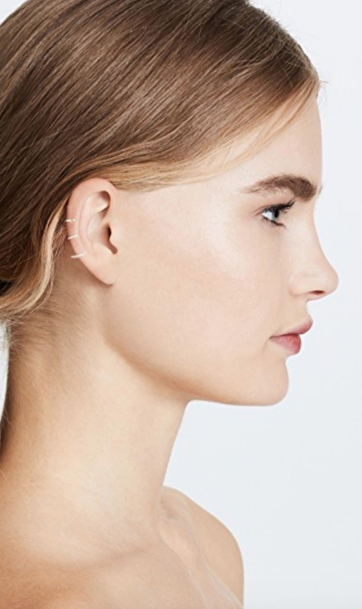 Here’s How to Wear an Ear Cuff Like a Fashion Girl | Who What Wear