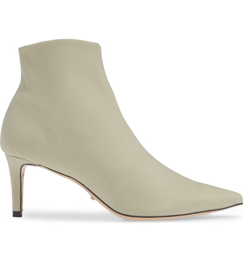 10 Chic Ways to Wear Ankle Boots With Dresses | Who What Wear