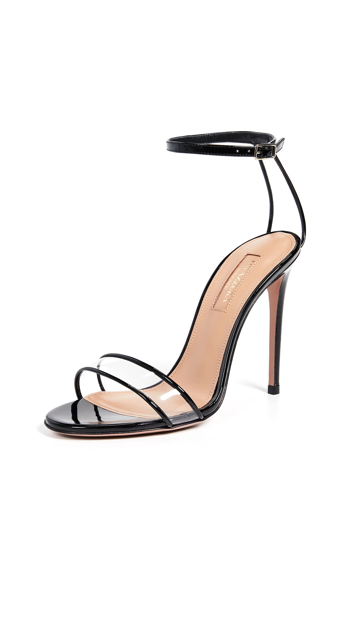 3 Shoes Every First Lady Around the World Owns | Who What Wear