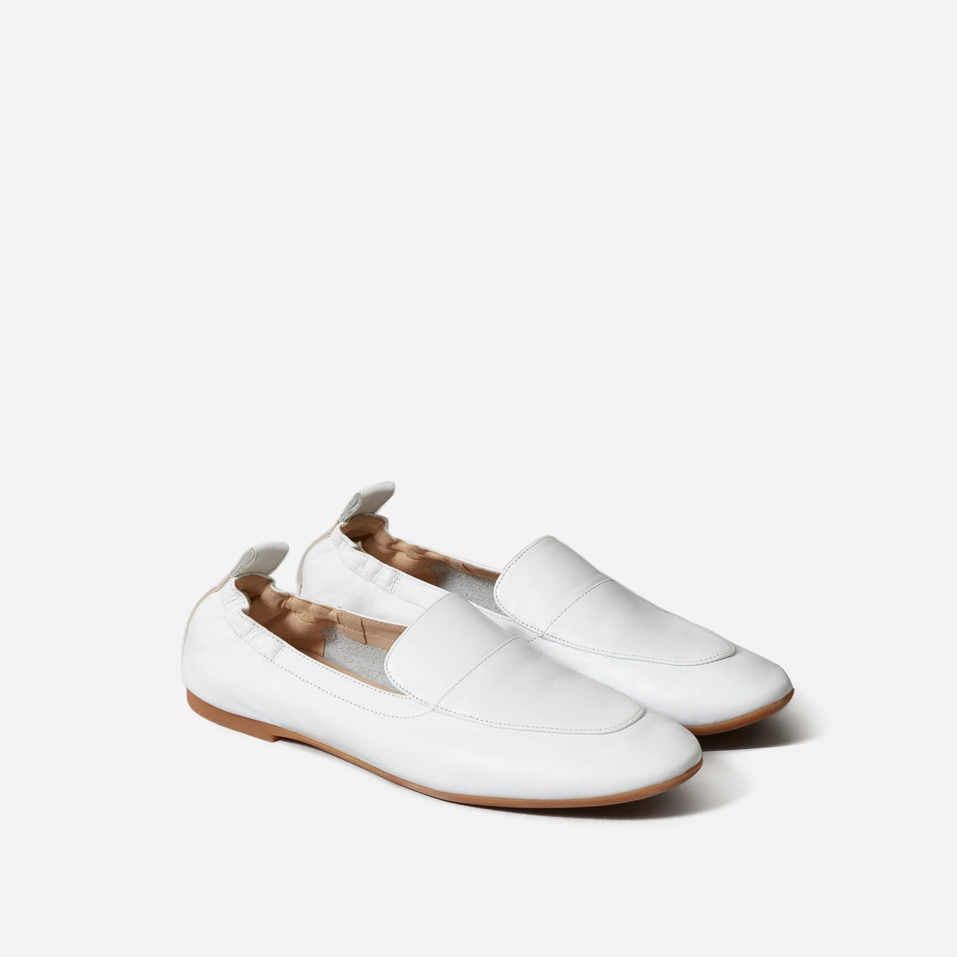 19 Flats With Arch Support You Can Walk Miles In | Who What Wear