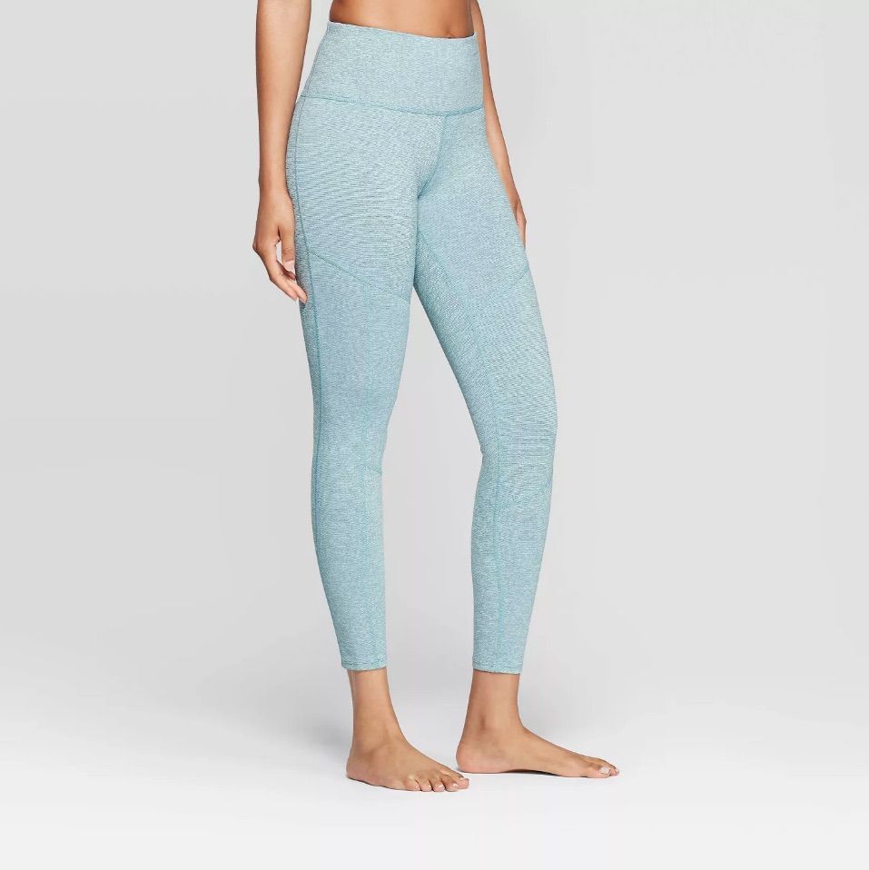 5 Comfortable Workout Outfits That Are so Flattering | Who What Wear