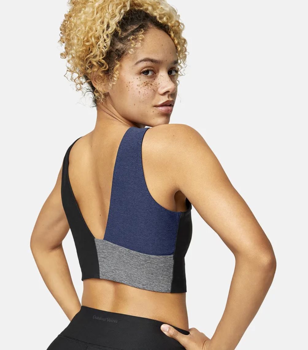 The 12 Best Yoga Clothing Brands, Hands Down | Who What Wear