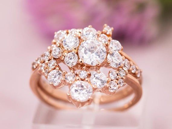 These Are the 17 Most Stunning Cluster Engagement Rings | Who What Wear
