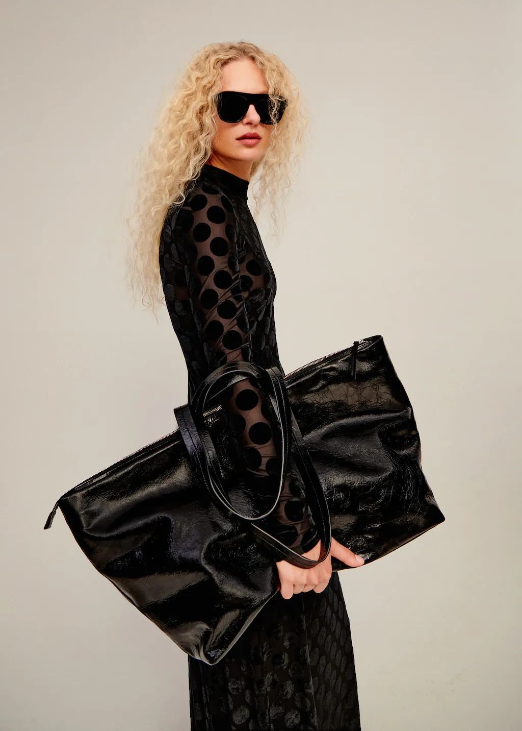 This Controversial Bag Trend Is Becoming a Thing | Who What Wear